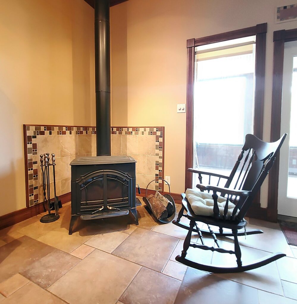 The Witto House | Shipps Landing White River